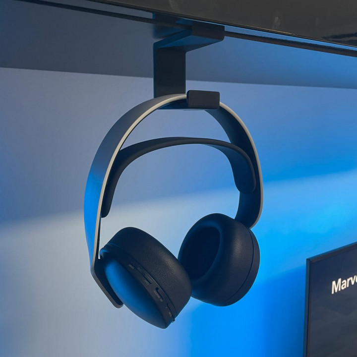 3D Printable Headset by Jakob Sciancalepore