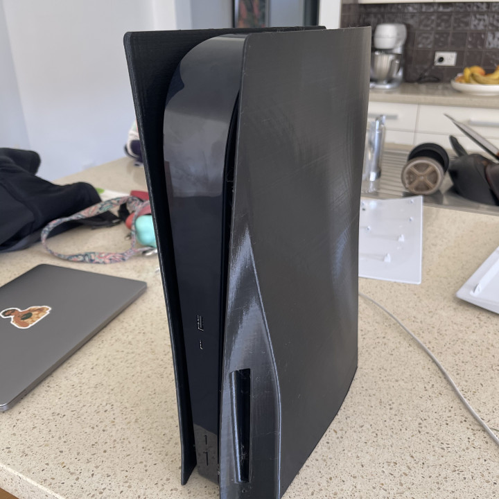 3D Printable PS5 Disk Panel STL File by Rhys de Veer