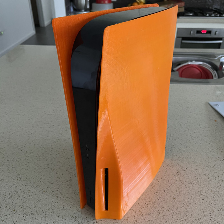 3D Printable PS5 Disk Panel STL File by Rhys de Veer