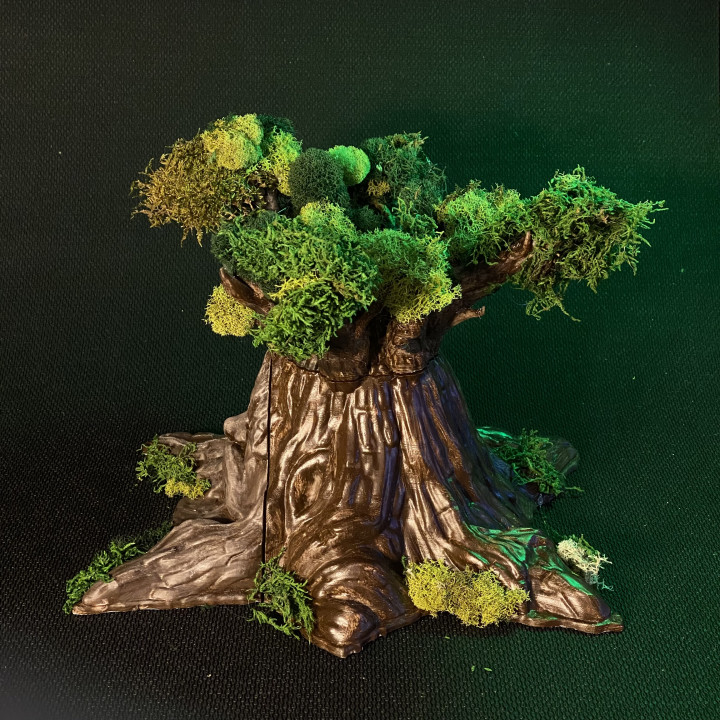 3D Printable The King Tree by Lamppost Collective