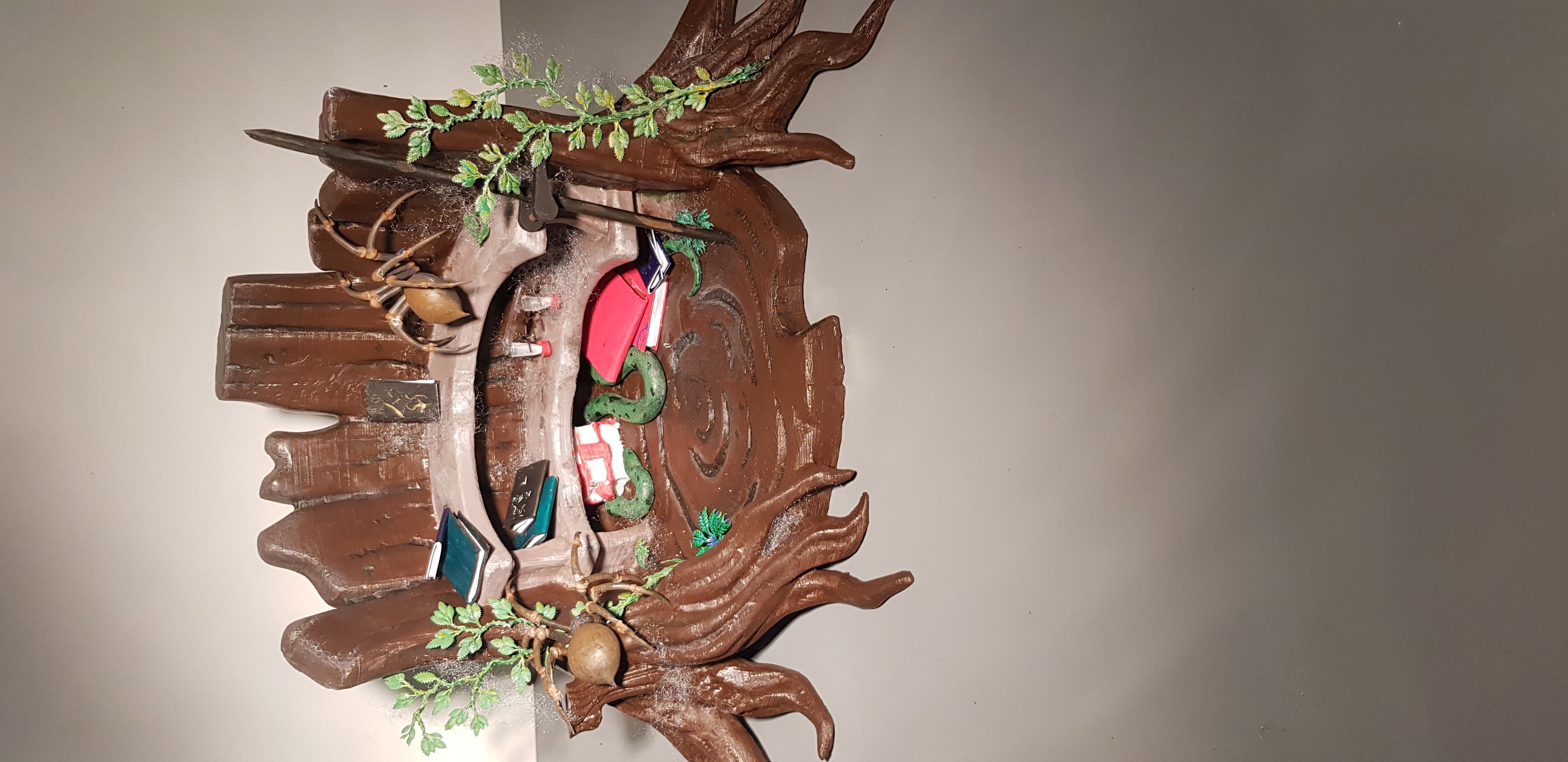 3D Printable Druid Potions Tree by STL Miniatures