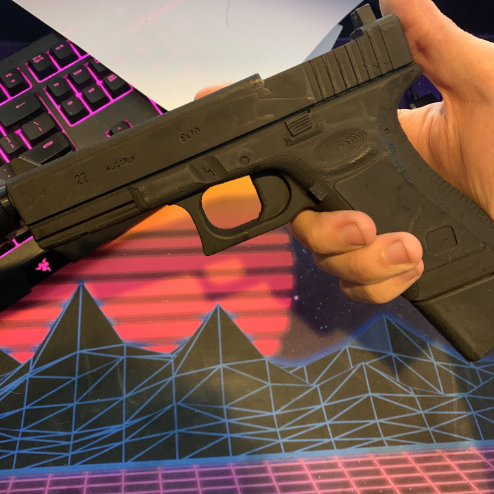 3D Printable Tacticool Glock 22 Replica REPAIRED by Iron