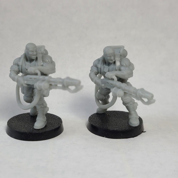 3D Printable Spacenam Flamethrower Team by Reptilian Overlords