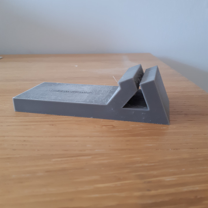 3D Printable Metal plate support by Clément Wadoux