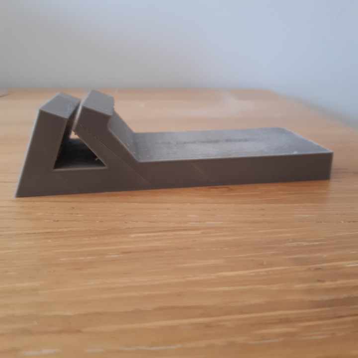 3D Printable Metal plate support by Clément Wadoux