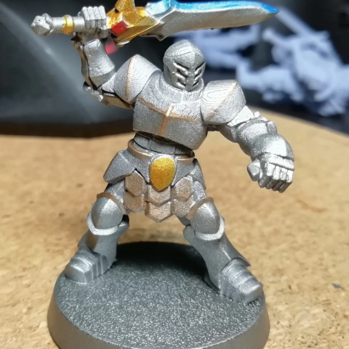 3D Print of Crest Plate Knight Pose C, Miniature by dumnorix