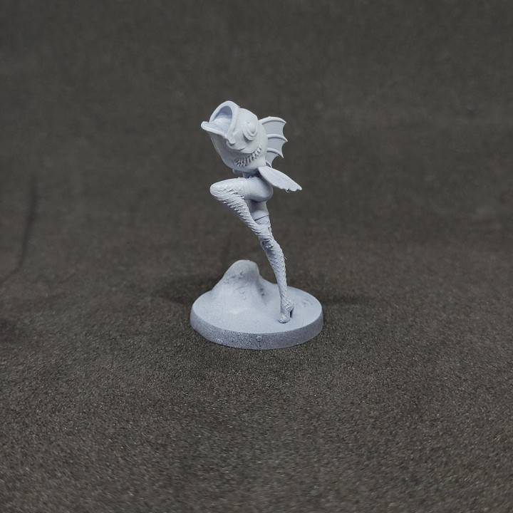 3D Printable Reverse Mermaid 1 [pre-supported] by Byzantur Minis