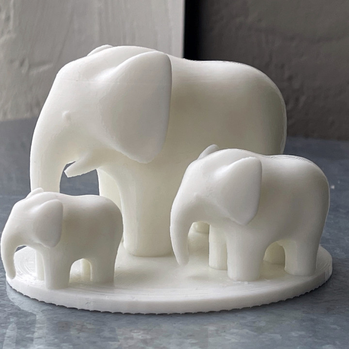 3D Printable Elephant family by Philippe Barreaud