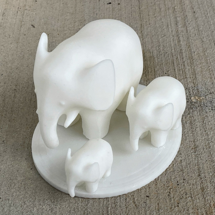 3D Printable Elephant family by Philippe Barreaud