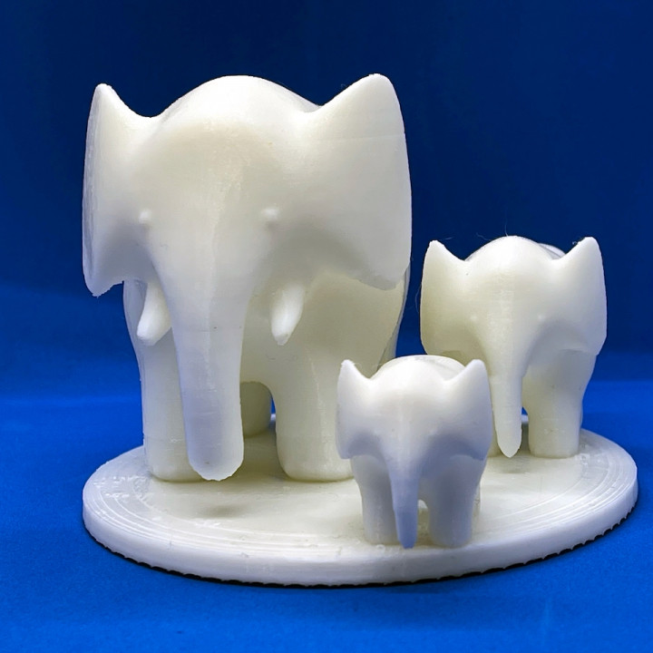 3D Printable Elephant family by Philippe Barreaud
