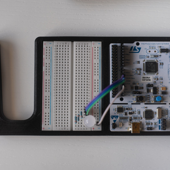 3D Printable Nucleo 64 board case with breadboard by Simon