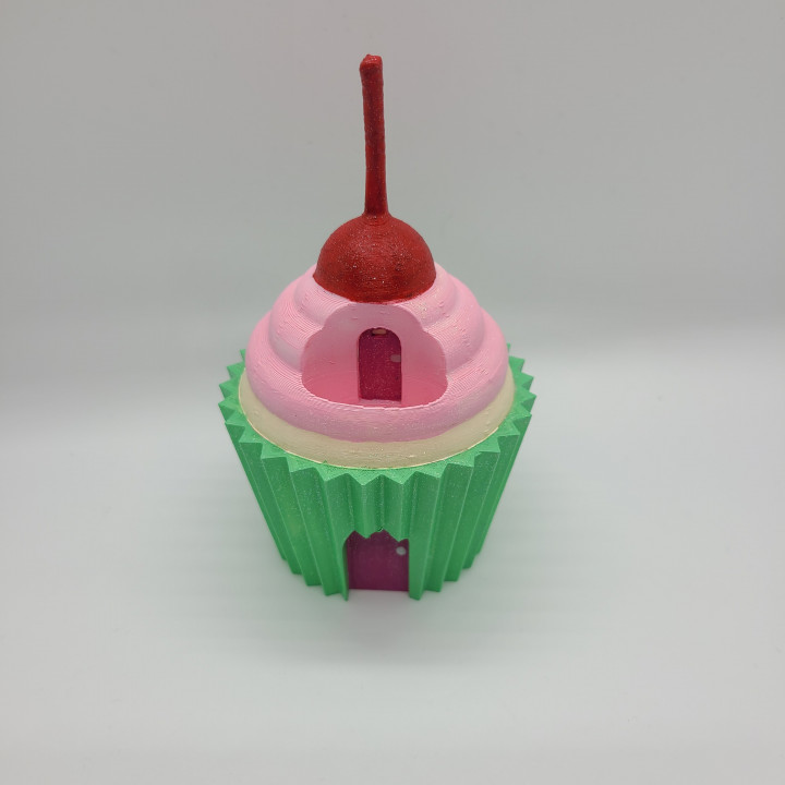 3D Printable Cupcake House by Andrew Goldberg