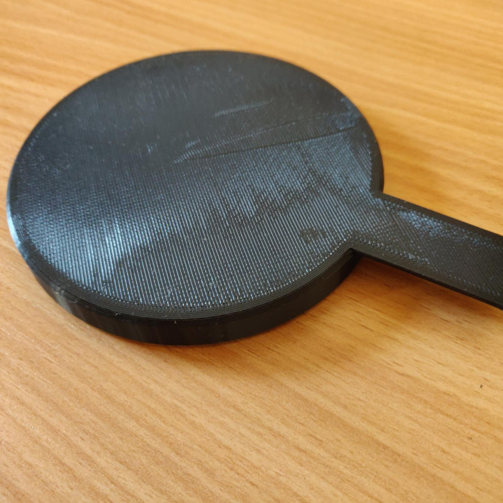 3D Printable Circular dust cover (magnifying glass desk lamp cover) by ...