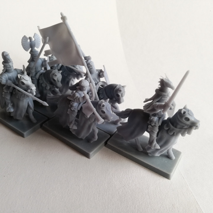 3D Printable Medieval Knight Miniatures (modular, 32mm/28 heroic) by ...