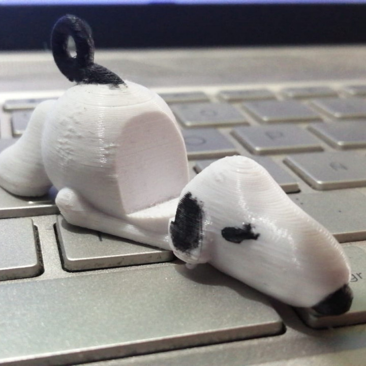 3D Printable Snoopy keychain cellphone holder by Isaac Chaparro