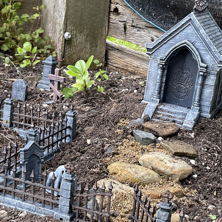 3D Printable Set of Gravestones by Gracewindale Mini Scenery
