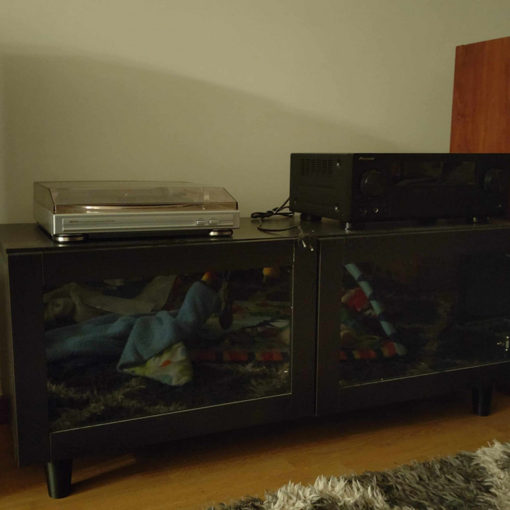 3D Printable Short Legs for Ikea Shelf to Table conversion by David Bulnes