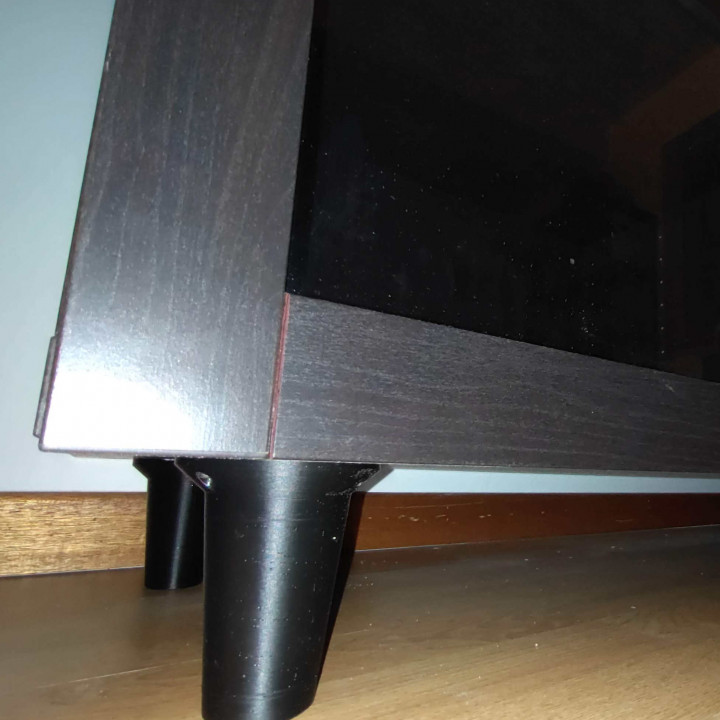 3D Printable Short Legs for Ikea Shelf to Table conversion by David Bulnes