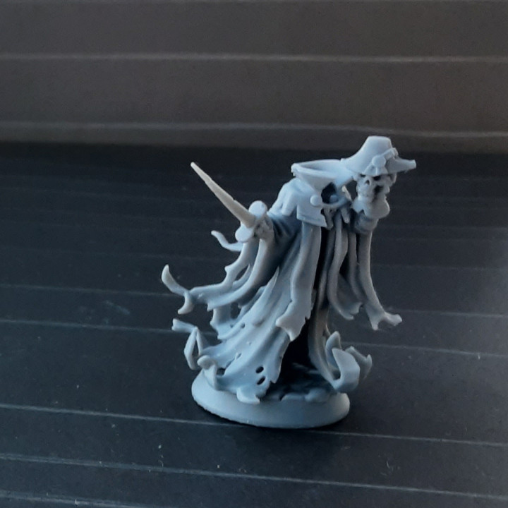 3D Printable Headless ghost by DrunkenDwarf