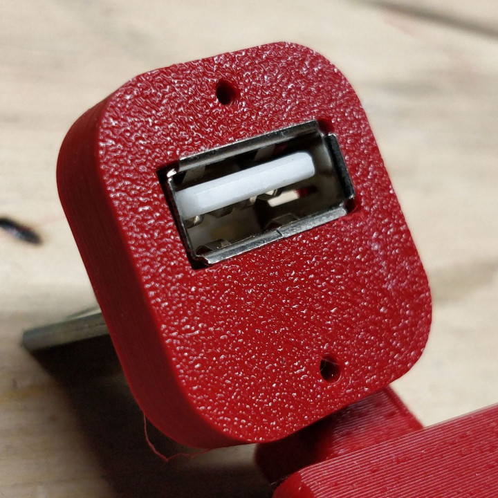 3D Printable USB-A Female Breakout Cable Housing by James P