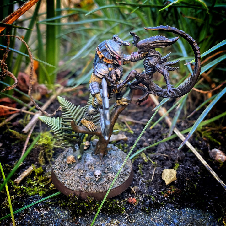 3D Printable APEX SKULL HUNTER CHOKE LORD by PAPSIKELS MINIATURES