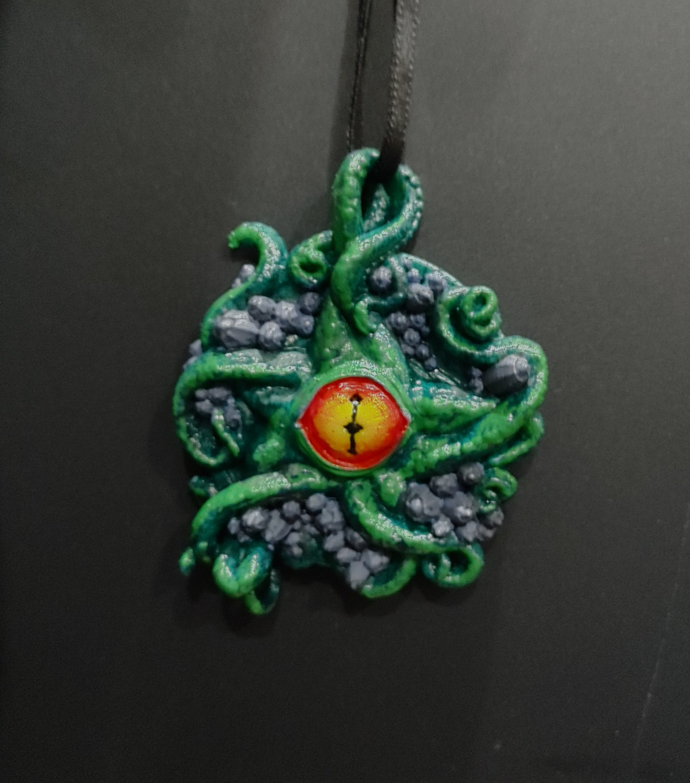 3D Printable Amulet of Telepathy by Props&Beyond