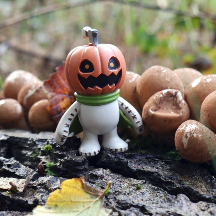 3D Printable Pumpkinmon by Stef