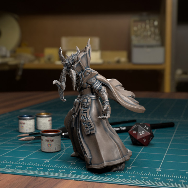 3D Printable BrainFlayer 01 [Pre-Supported] by TytanTroll Miniatures