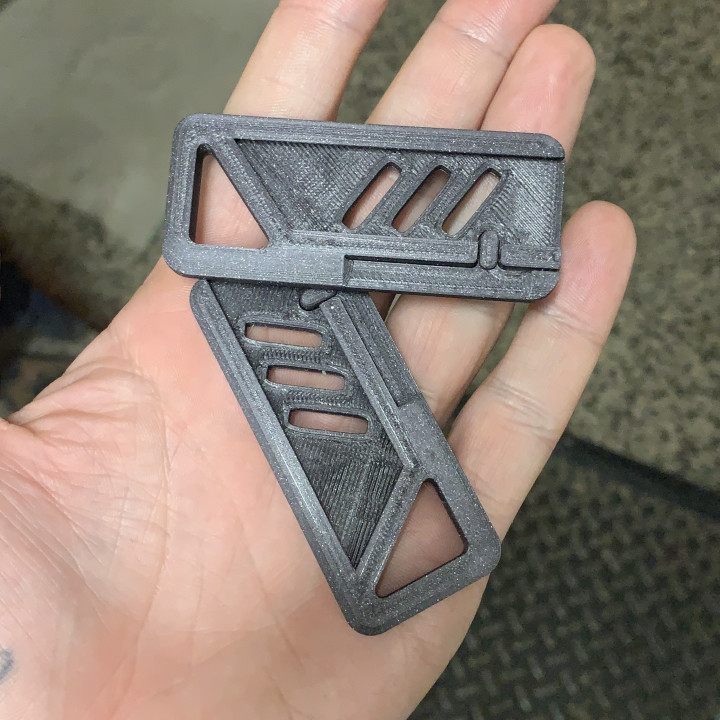 3D Printable Blade knife by Valentino Hesse