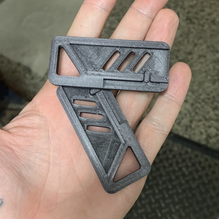 3D Printable Blade knife by Valentino Hesse