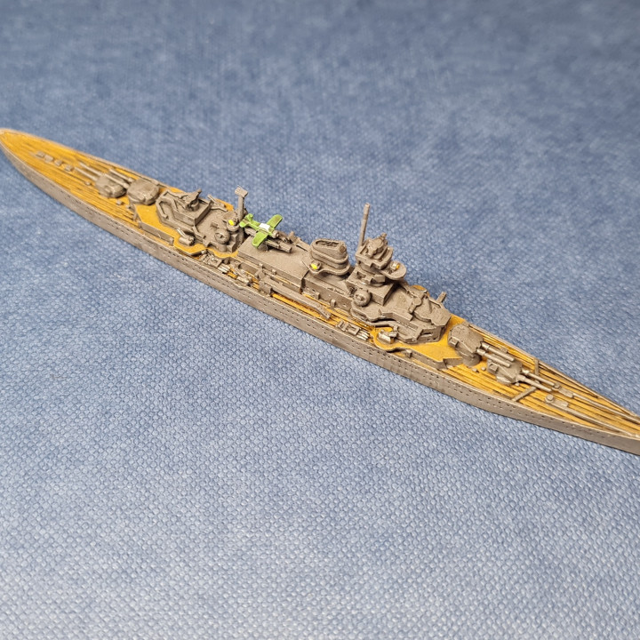3D Printable Admiral Hipper class cruiser by Lee McColl