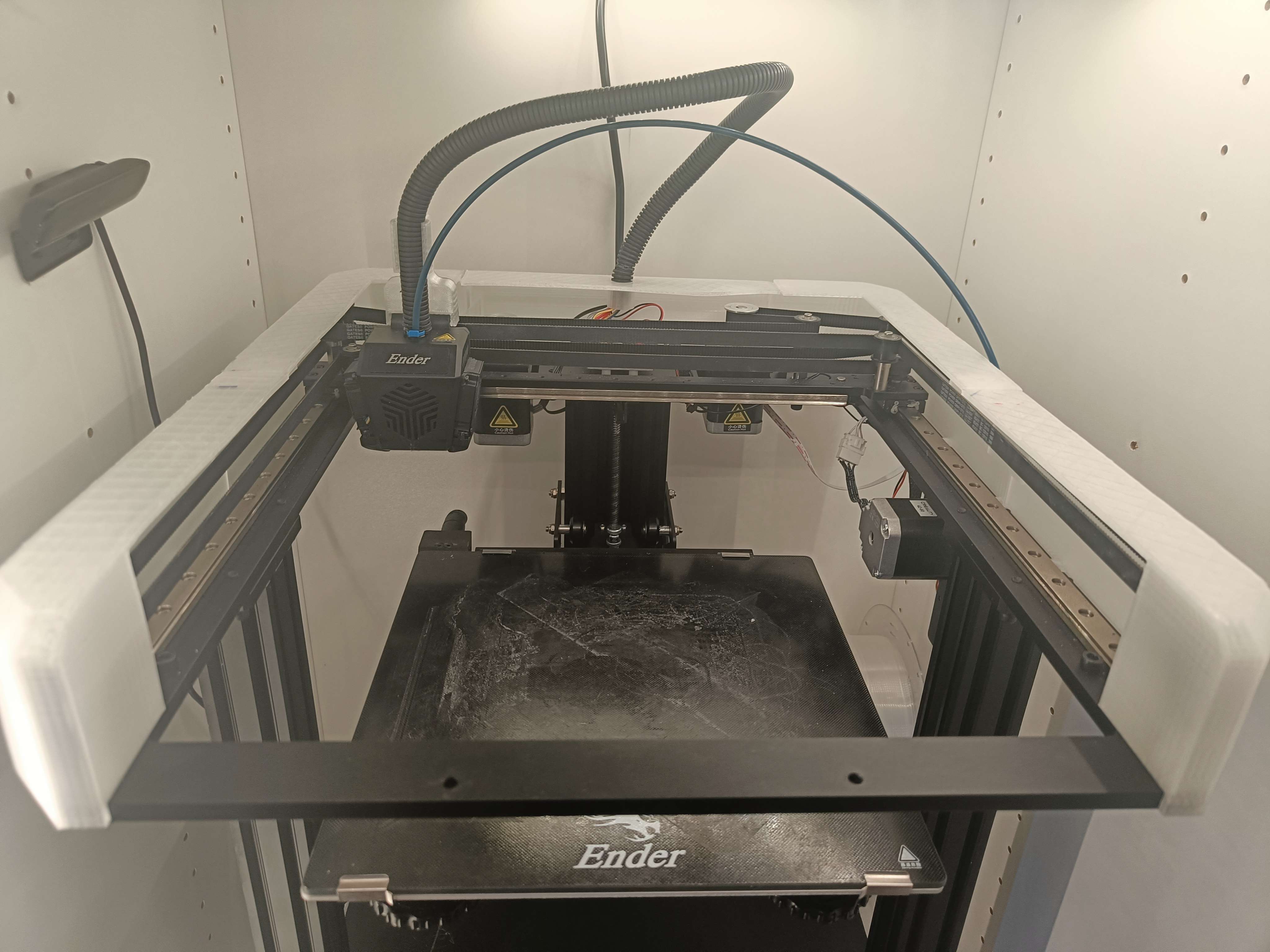 3D Printable Ender 7 Top Cover by Ian Ballantine