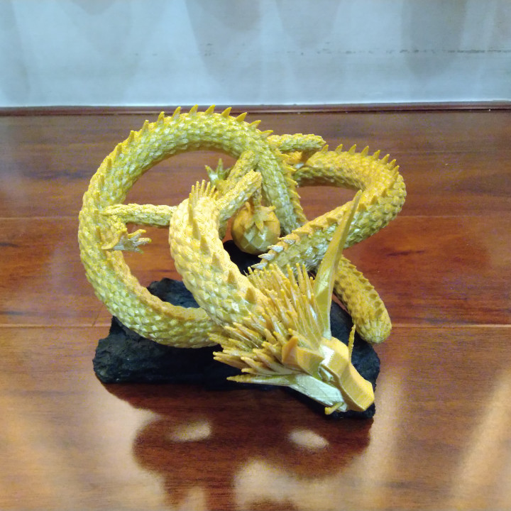 3D Printable Torus knot dragon and pearl by Justin Lin