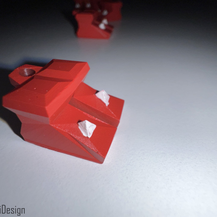 3D Printable Old School Runescape Dragon Boots Keychain by Luis Garcia