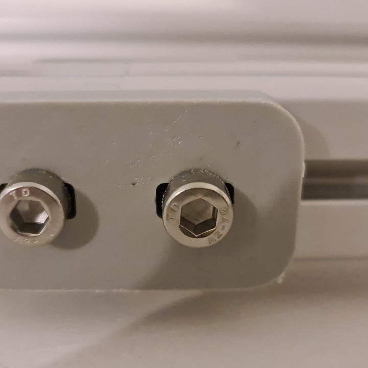 3D Printable 4040 two pieces connector by Pulsarani DIY