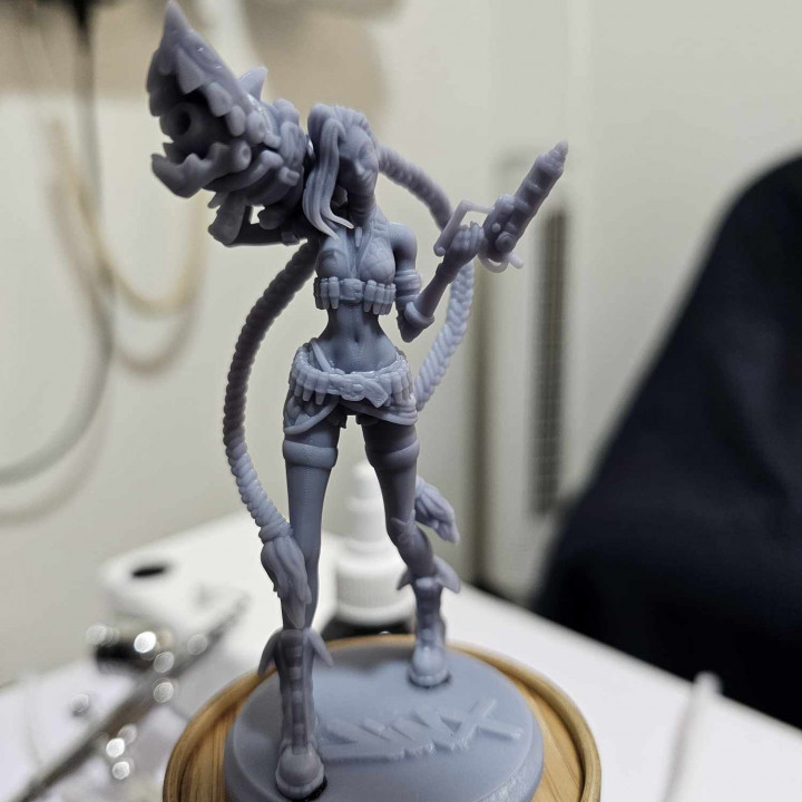 3D Print of Jinx - League of Legends - Original Version - 25cm model ...