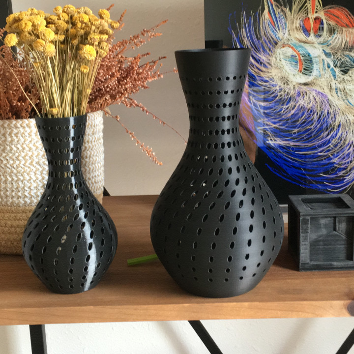 3D Printable Parametric Vessel by Filippo Ruggiero