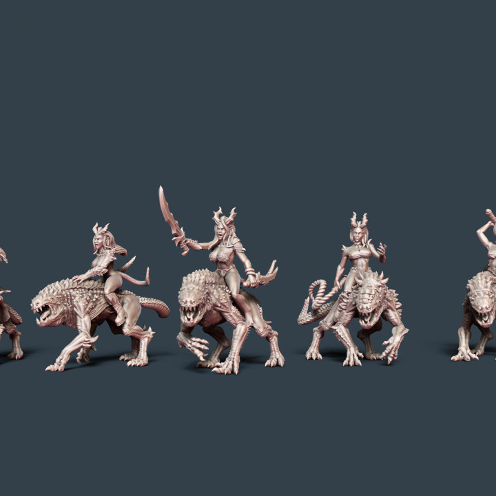 3D Printable Sirens by Lubart Miniatures