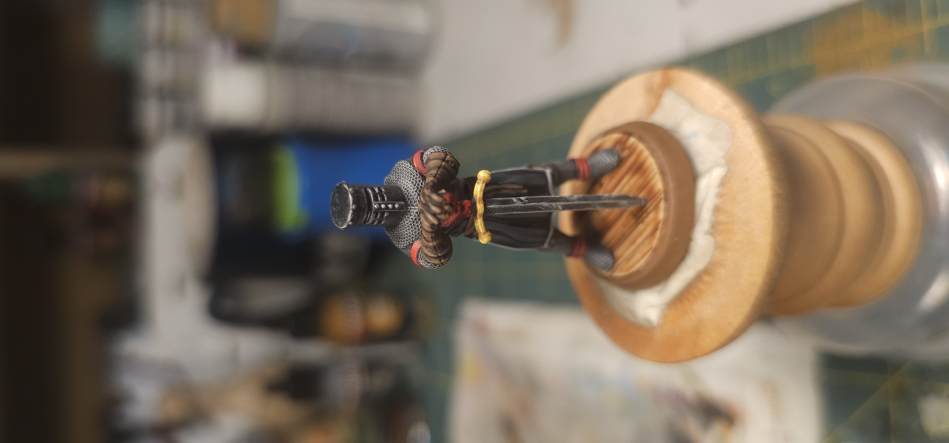 3D Printable Black Knight Pose 01 [Pre-Supported] by TytanTroll Miniatures