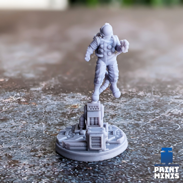 3D Printable Mokosha Astronauts x4 - Zero-G Poses - In Orbit Collection ...