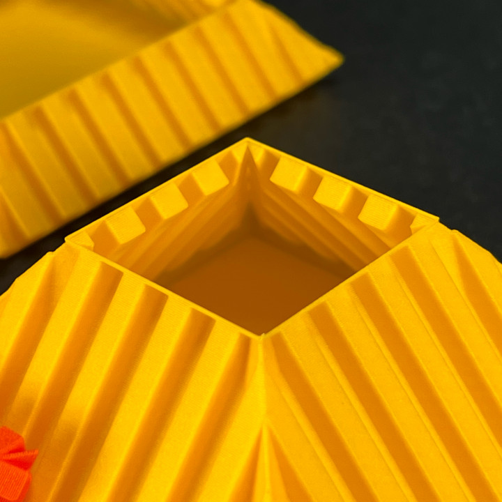 3D Printable Industrial Pyramid Vase Box by Clockspring