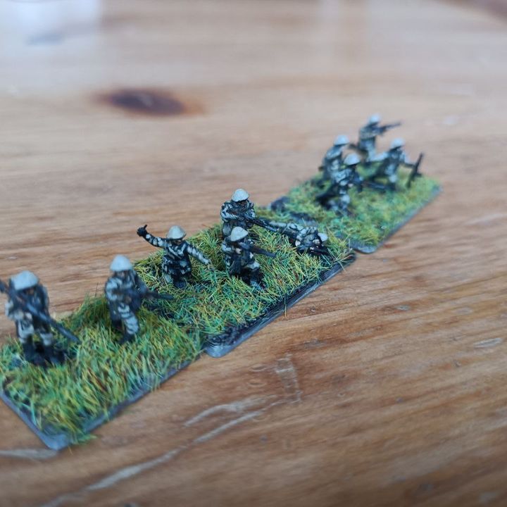 3D Printable 10/15mm East German Mot-Schuetzen Kompanie (1980s) with AK ...