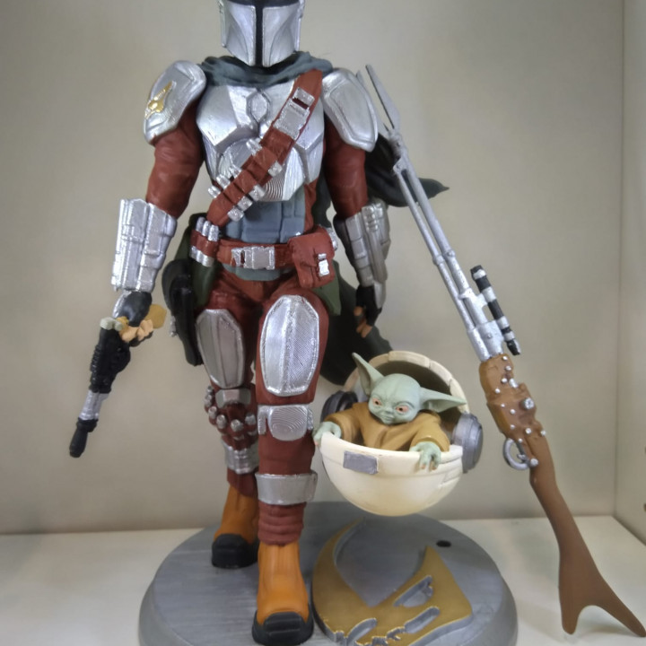 3D Printable Mandolorian by Christopher Heggie