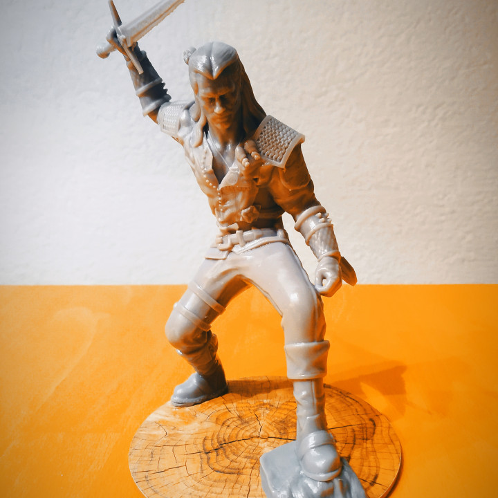 3D Printable The Witcher - Geralt - Remix by Rudolf Arendt