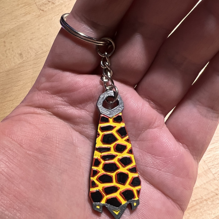 3D Printable Old School Runescape Infernal Cape Keychain by Luis Garcia