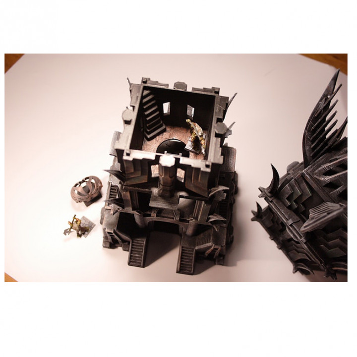 3D Printable Dark Tower by Fabio