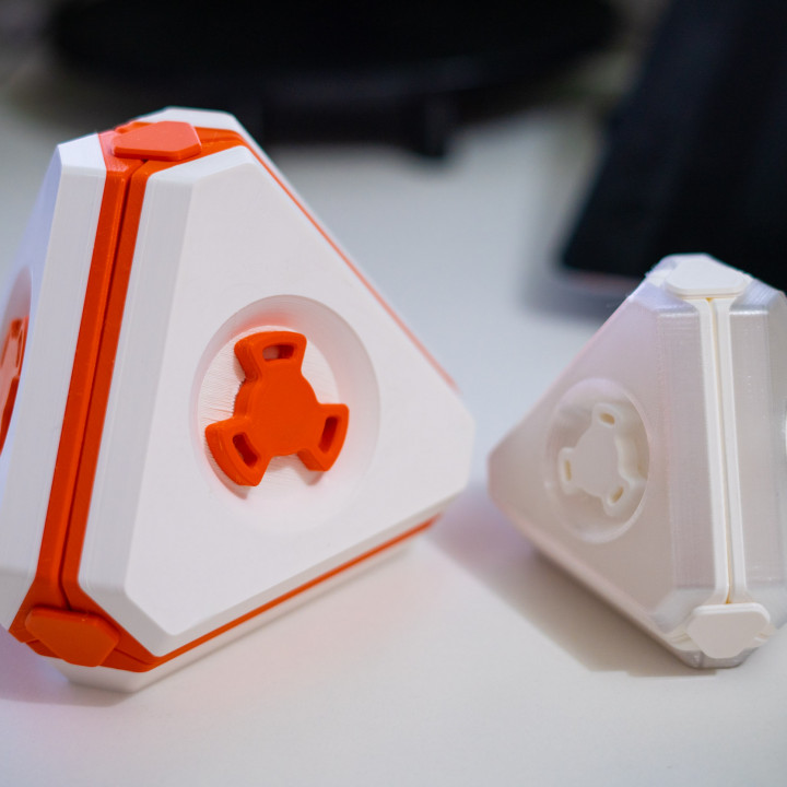 3D Printable Futuristic Box Container 4 in 1 by Henrique Natalino