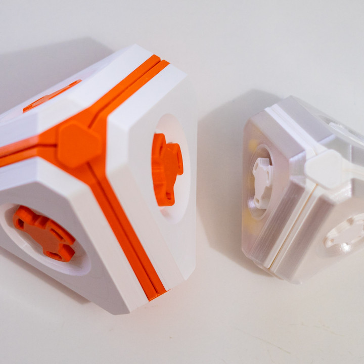 3D Printable Futuristic Box Container 4 in 1 by Henrique Natalino