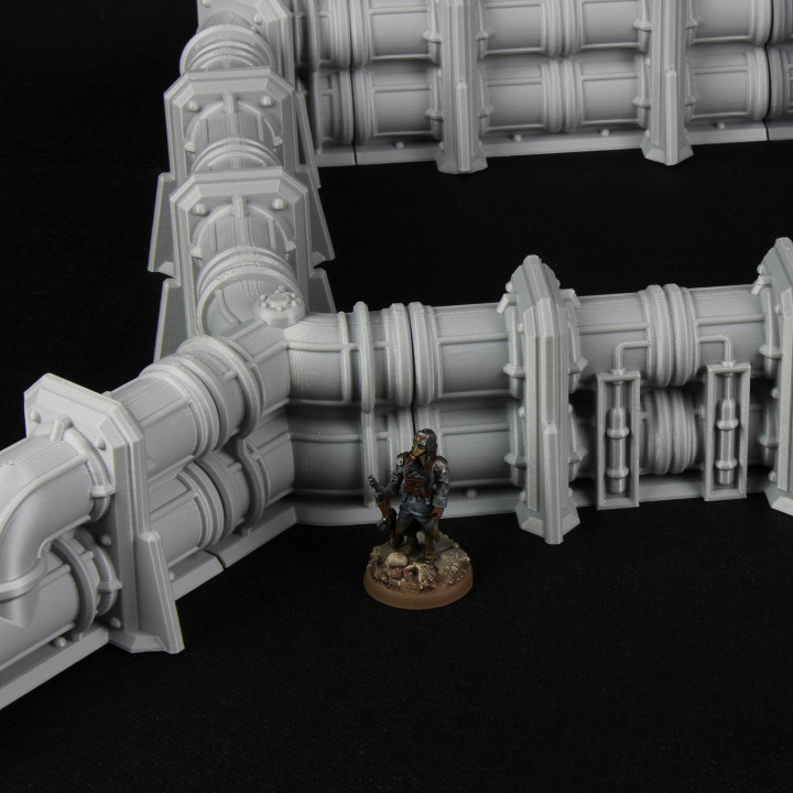 3D Printable Industrial Pipe Bundle by Tesseract Tomb
