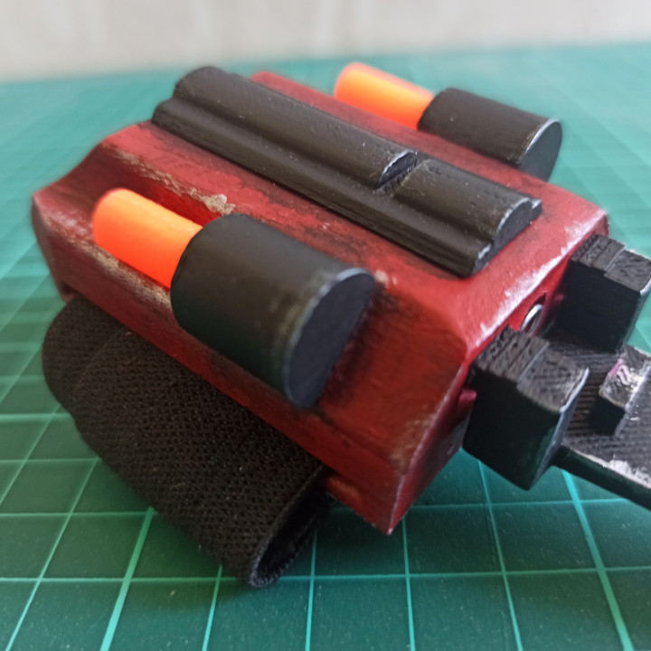 3D Printable FUNCTIONAL Spider-man Web shooter by Fran Zucal H.